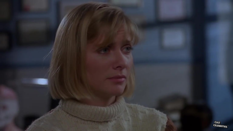 Barbara Crampton – Cult Celebrities