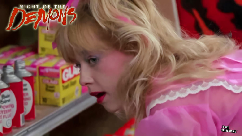 Linnea Quigley – Cult Celebrities