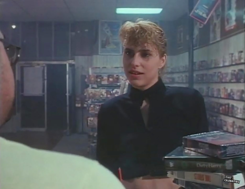 Debi Thibeault – Cult Celebrities