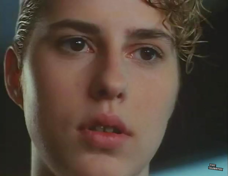 Debi Thibeault – Cult Celebrities