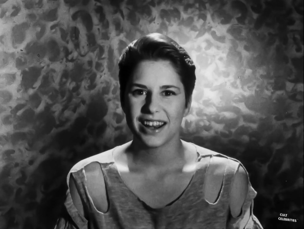 Debi Thibeault – Cult Celebrities