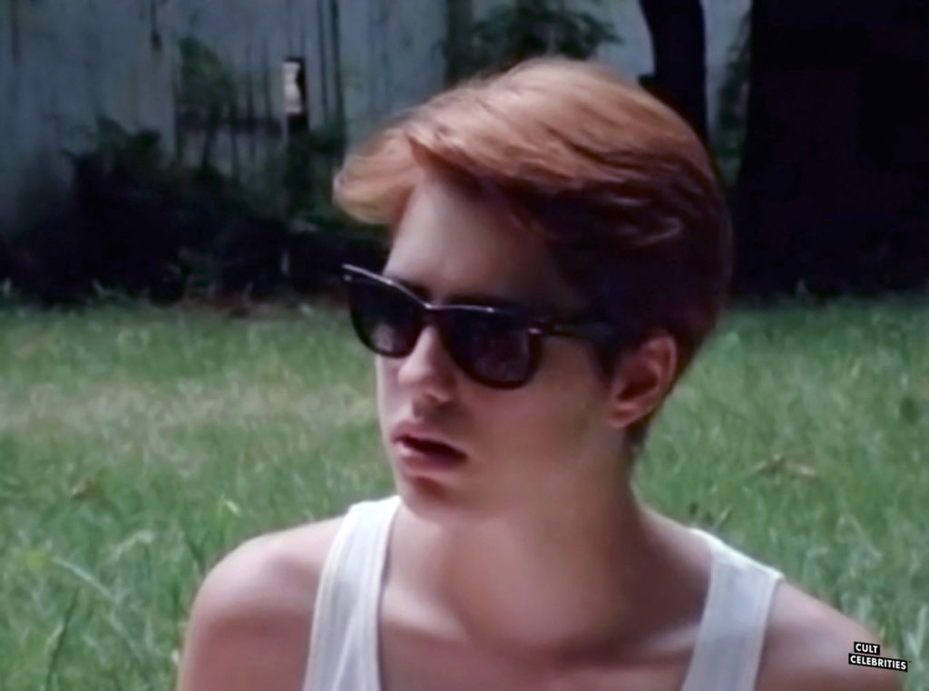 Debi Thibeault – Cult Celebrities